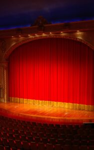 Should I Write a Book, Screenplay or Stageplay? Here’s How to Decide