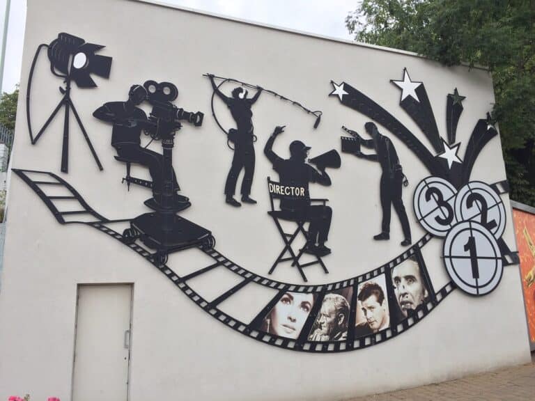 How to Write a Montage in a Script: The Ultimate Guide